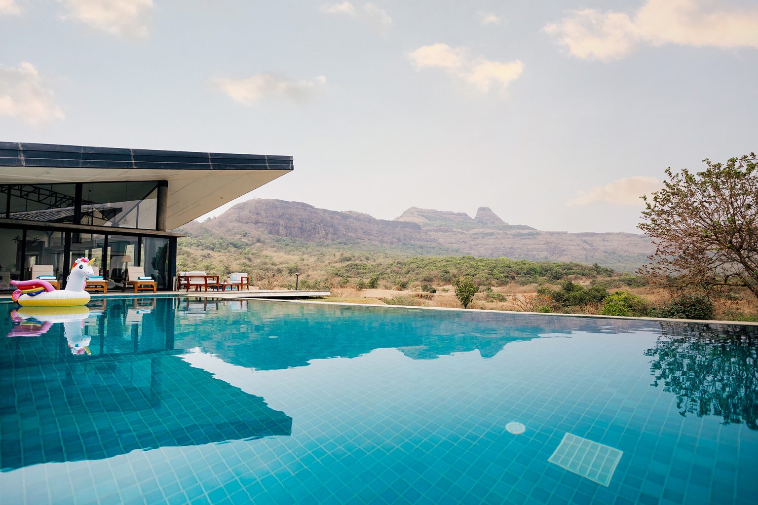 Villas For A Corporate Team Offsite Near Mumbai - Lohono Stays Blog