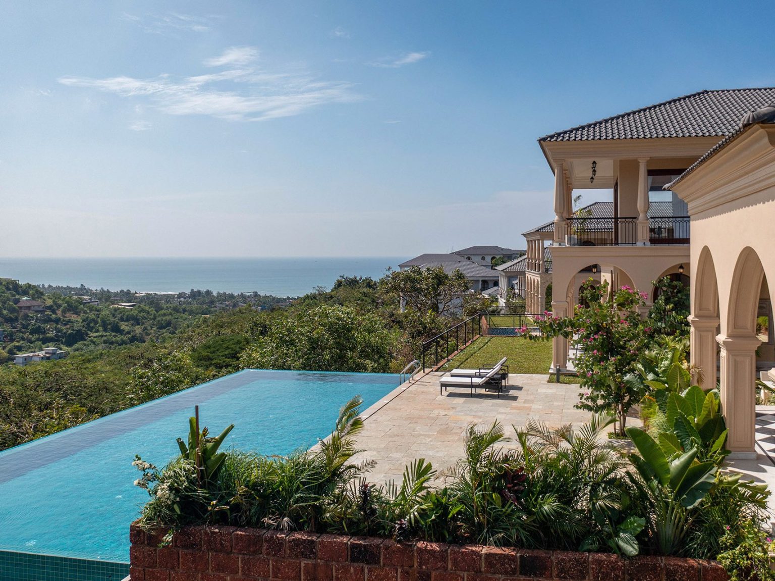 Stay At Lohono's Luxurious Villa In North Goa With Your Family