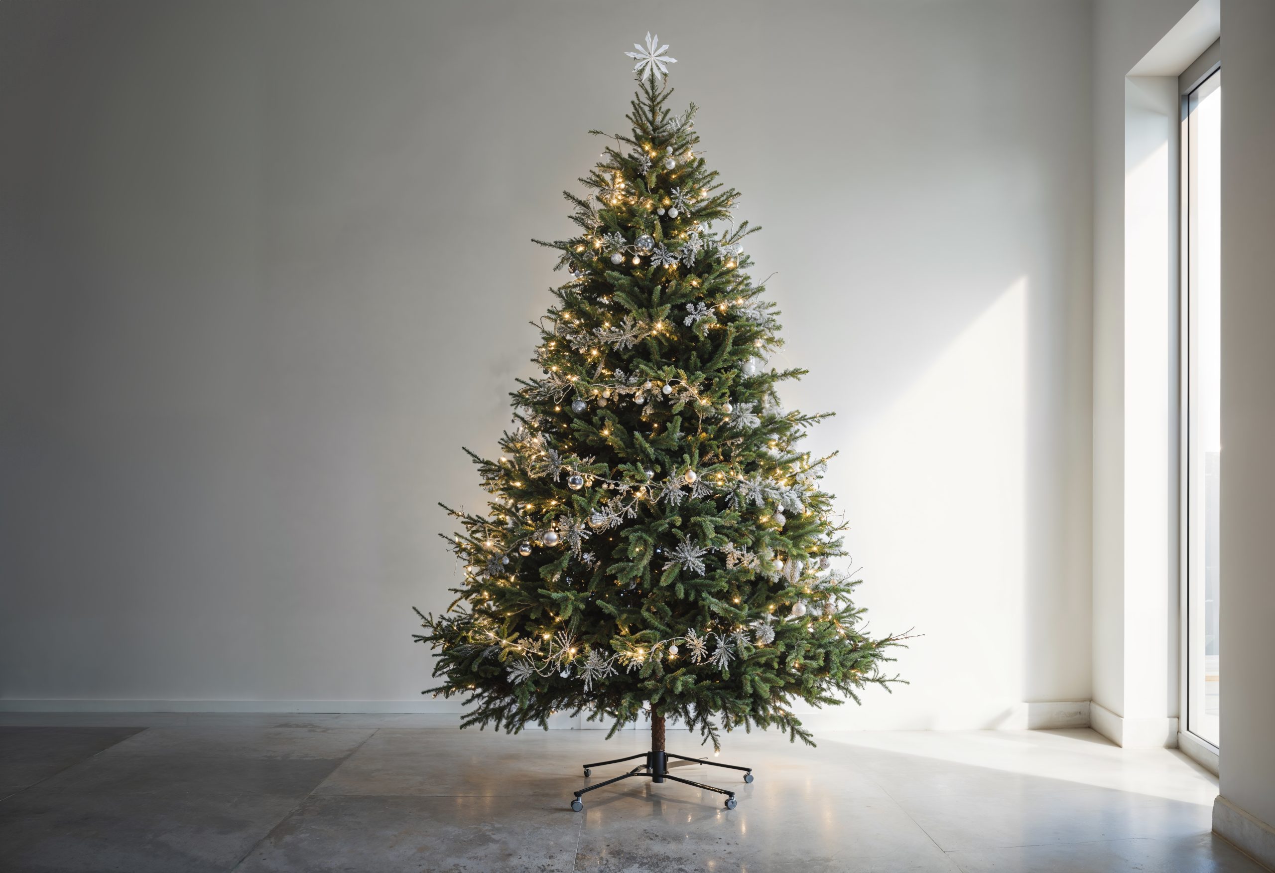 Plan Your Christmas Weekend | Luxury Villas by Lohono Stays